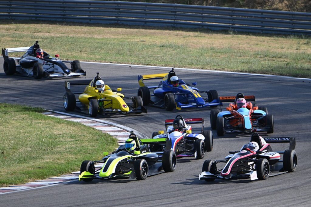 Scatta l'ora della Formula X Racing Weekend - Autodromo dell'Umbria ...